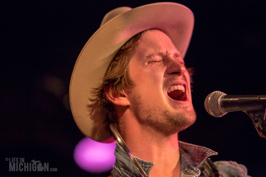 Taking Chances with Del and Jadea – Life In Michigan