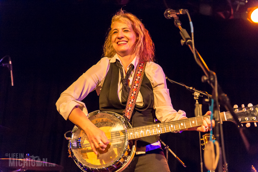 Captain Ivory Rocks The Ark – Life In Michigan