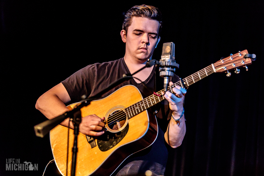 Taking A Chance with Jason Hawk Harris – Life In Michigan