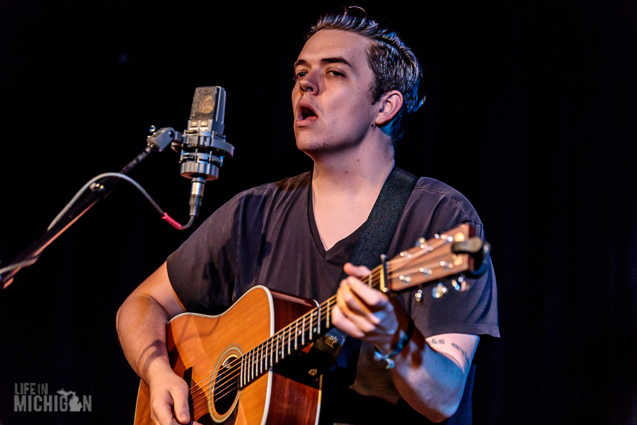 Taking A Chance with Jason Hawk Harris – Life In Michigan